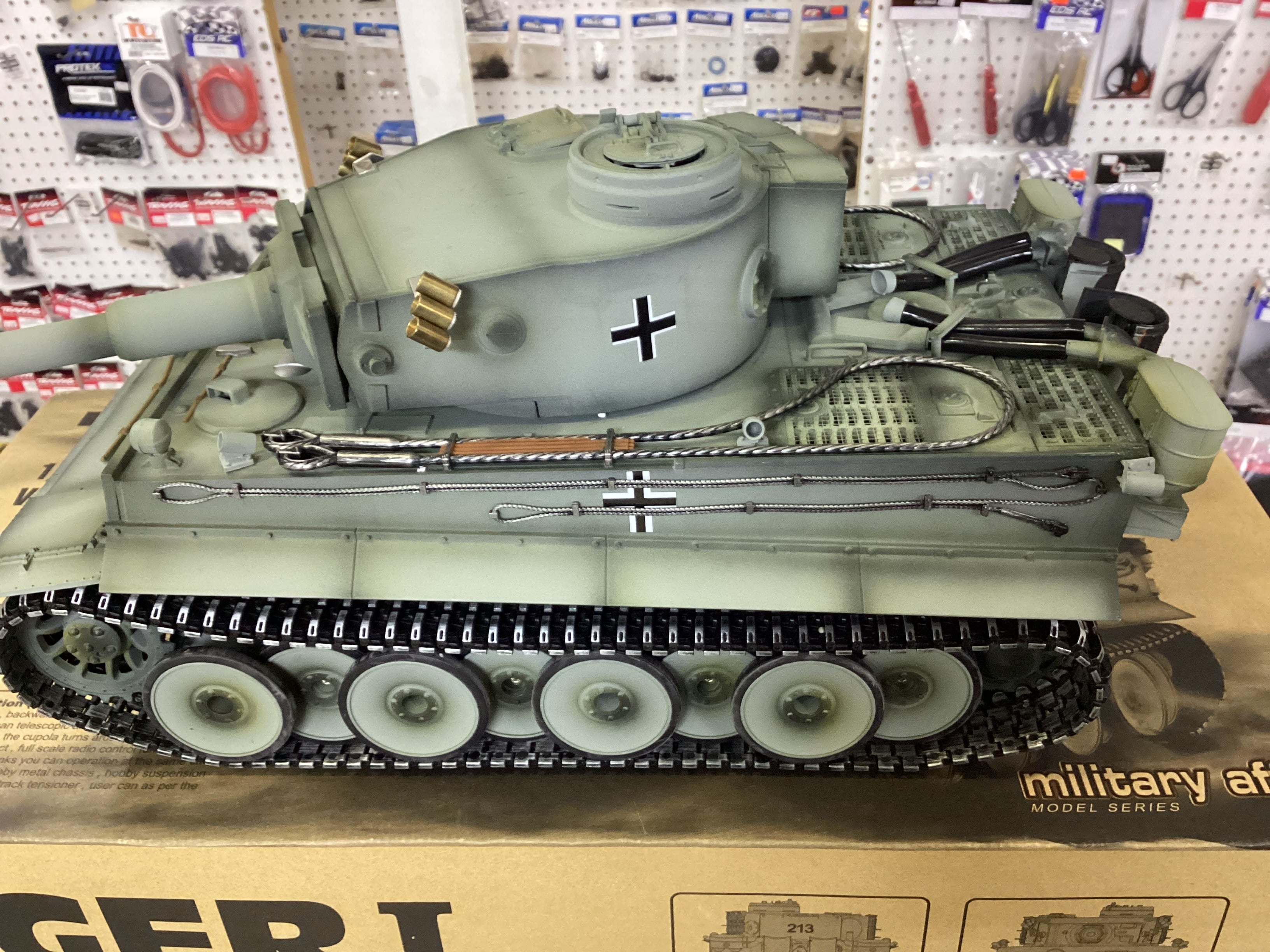 Taigen Tanks Tiger 1 1/16 2.4GHZ Panzerkampfwagen RC Tank – Eds RC